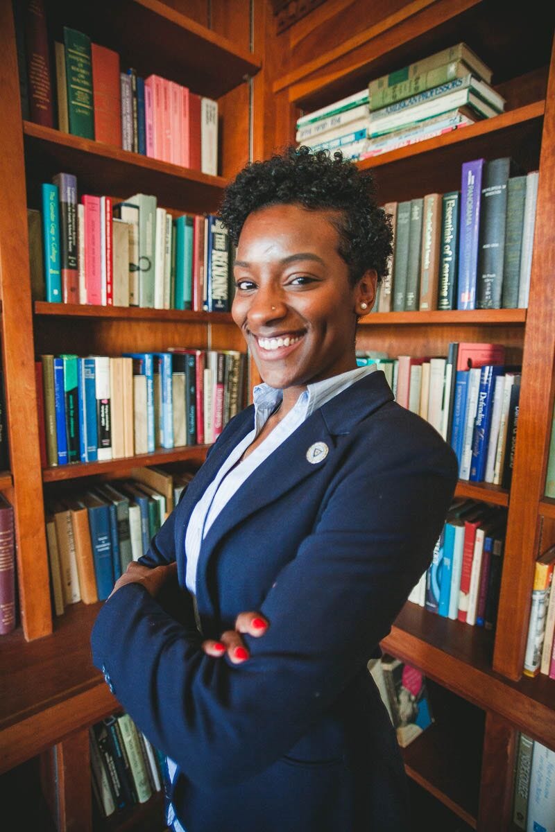 Carlisa Simon – Medium