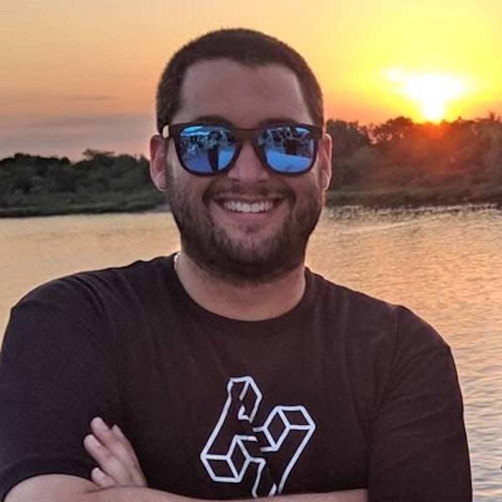 Thomas Costanzo – Medium