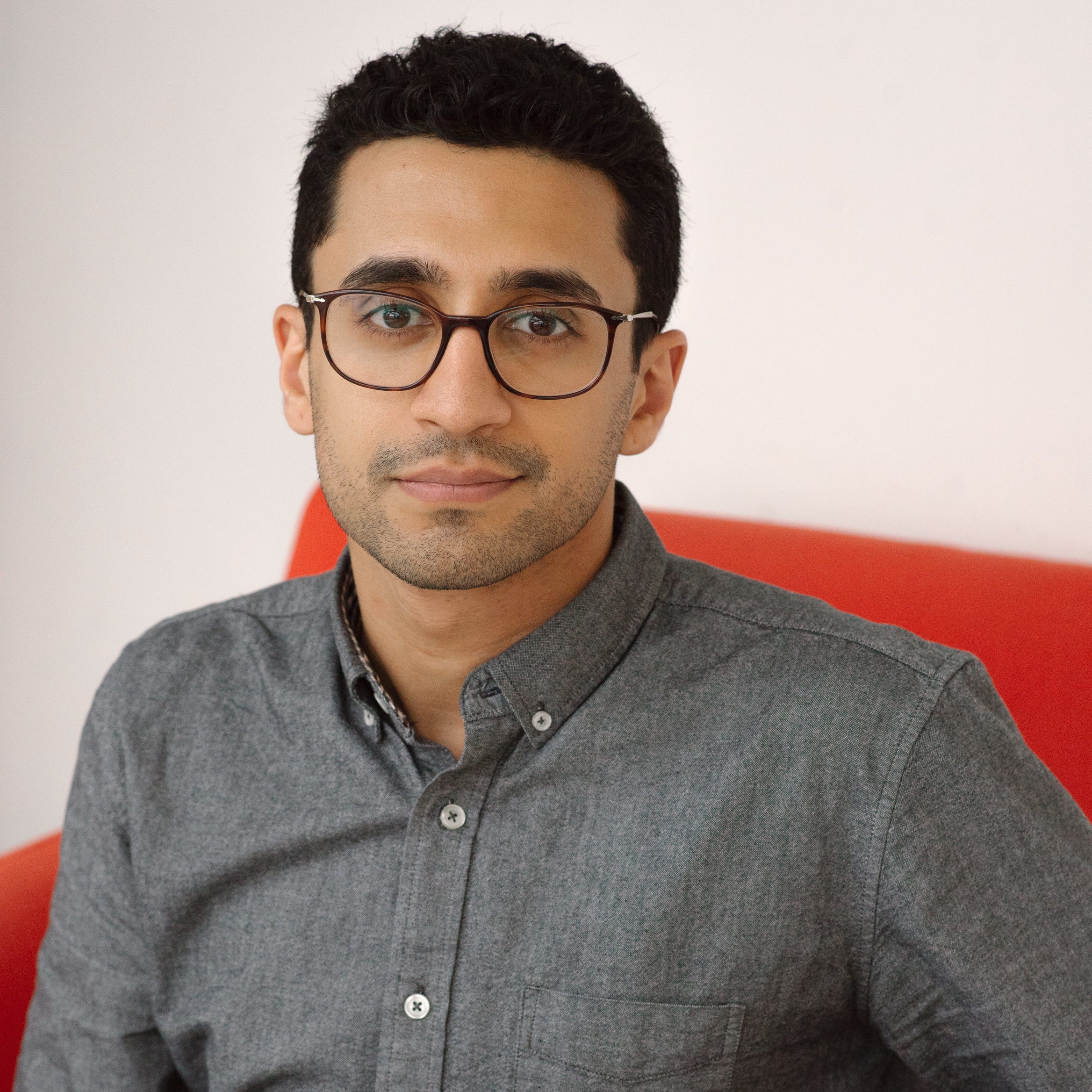 Paul Bassi – Medium