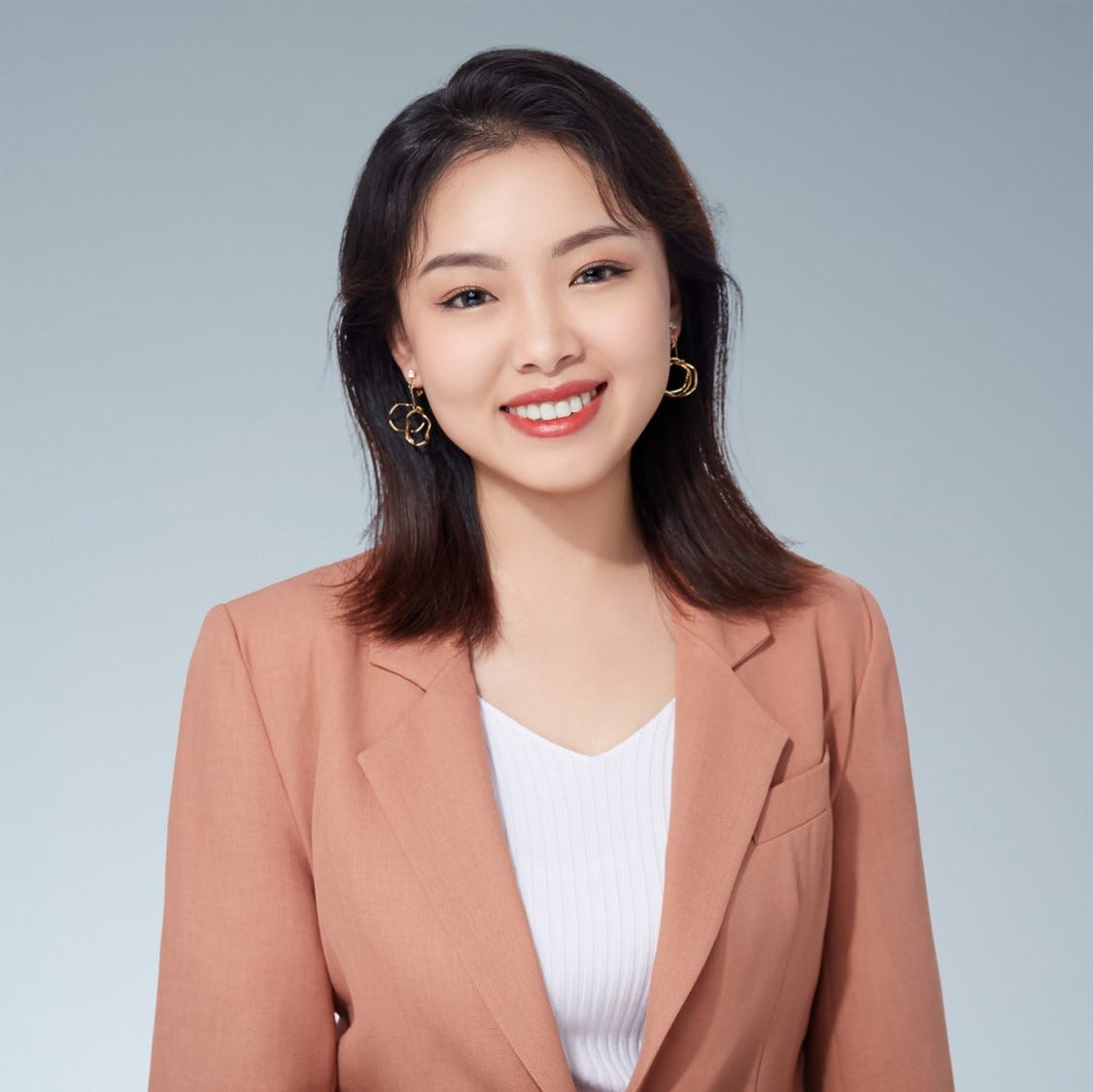 Jia Joanna – Medium