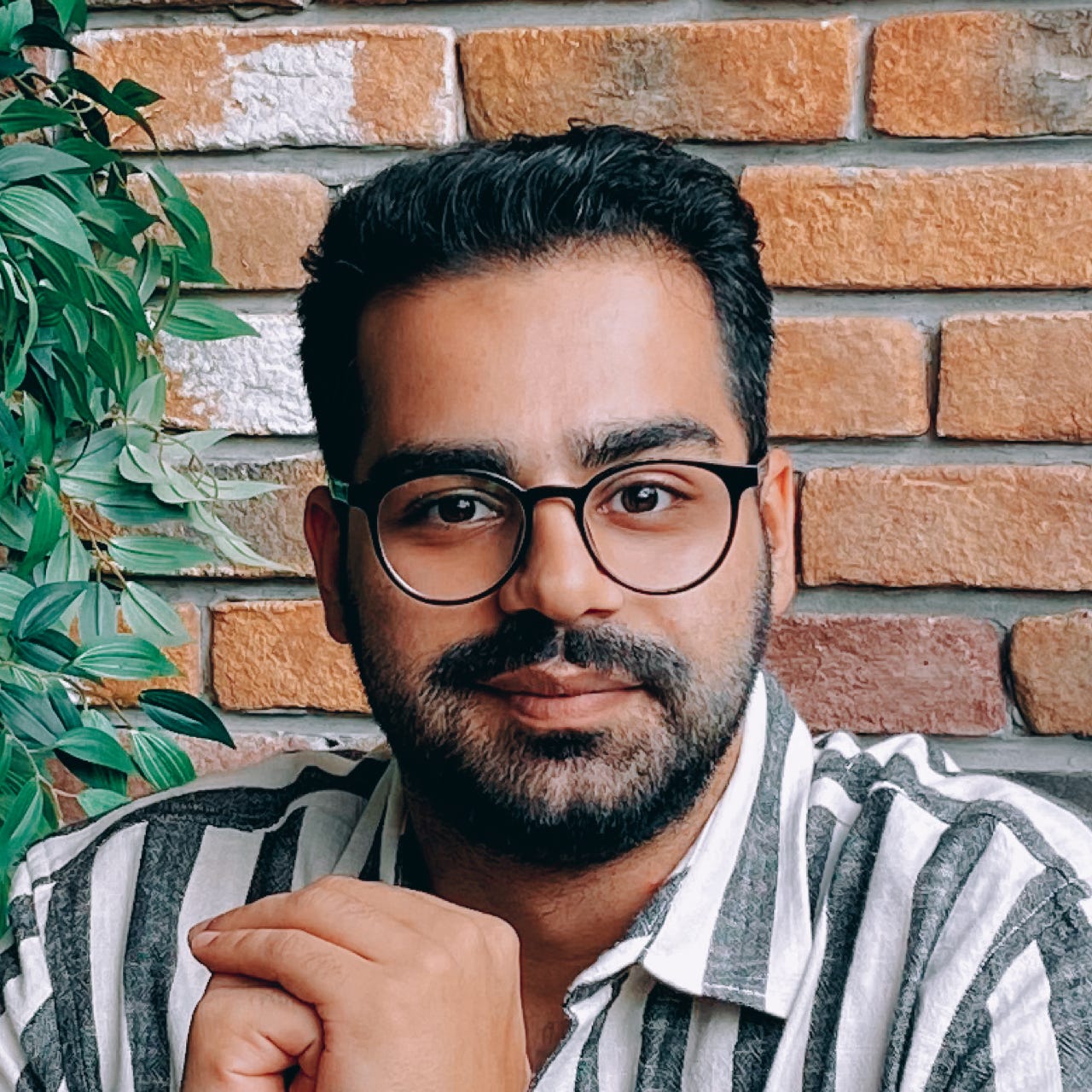 Amir Ryan – Medium