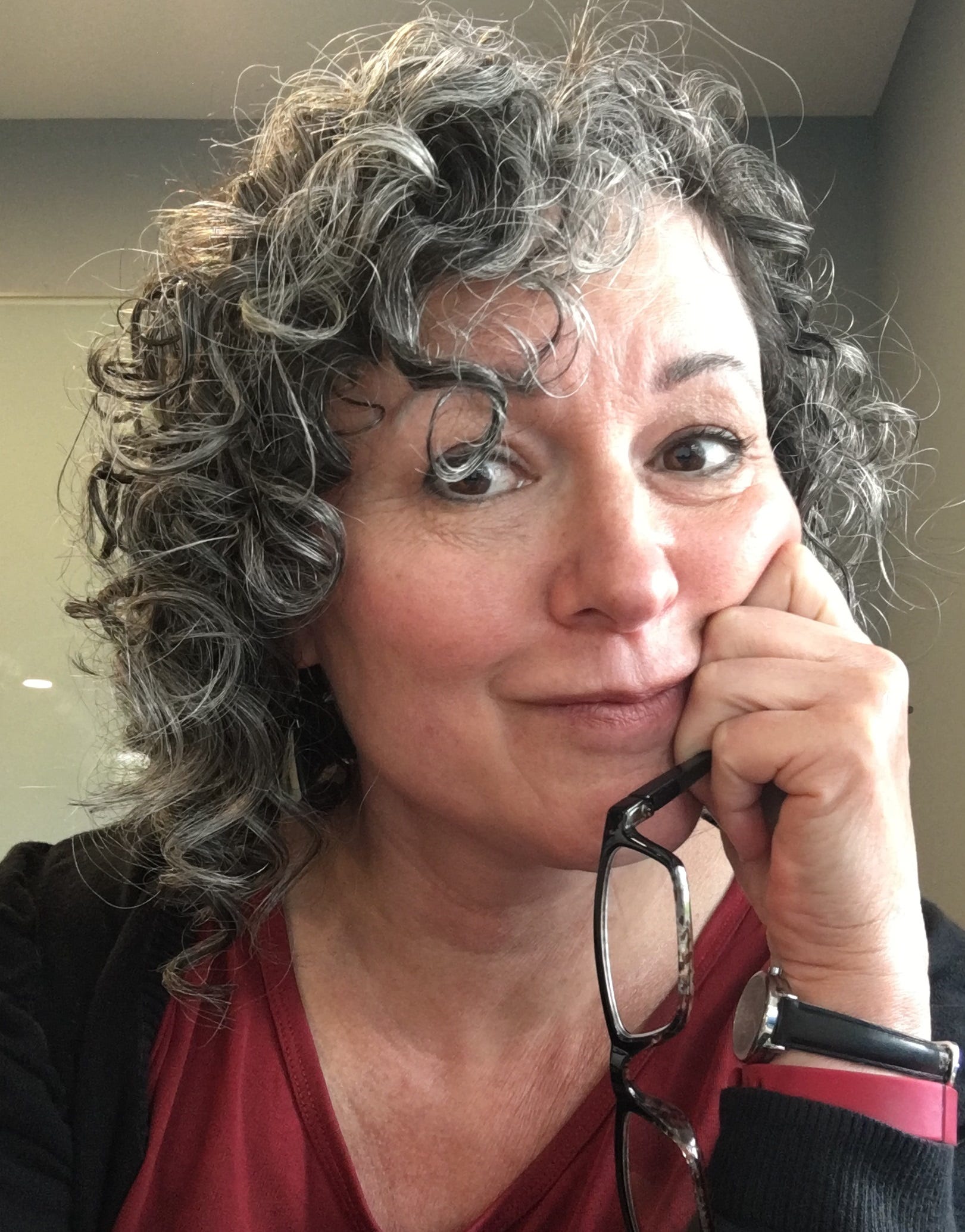 Kelly Hudson – Medium