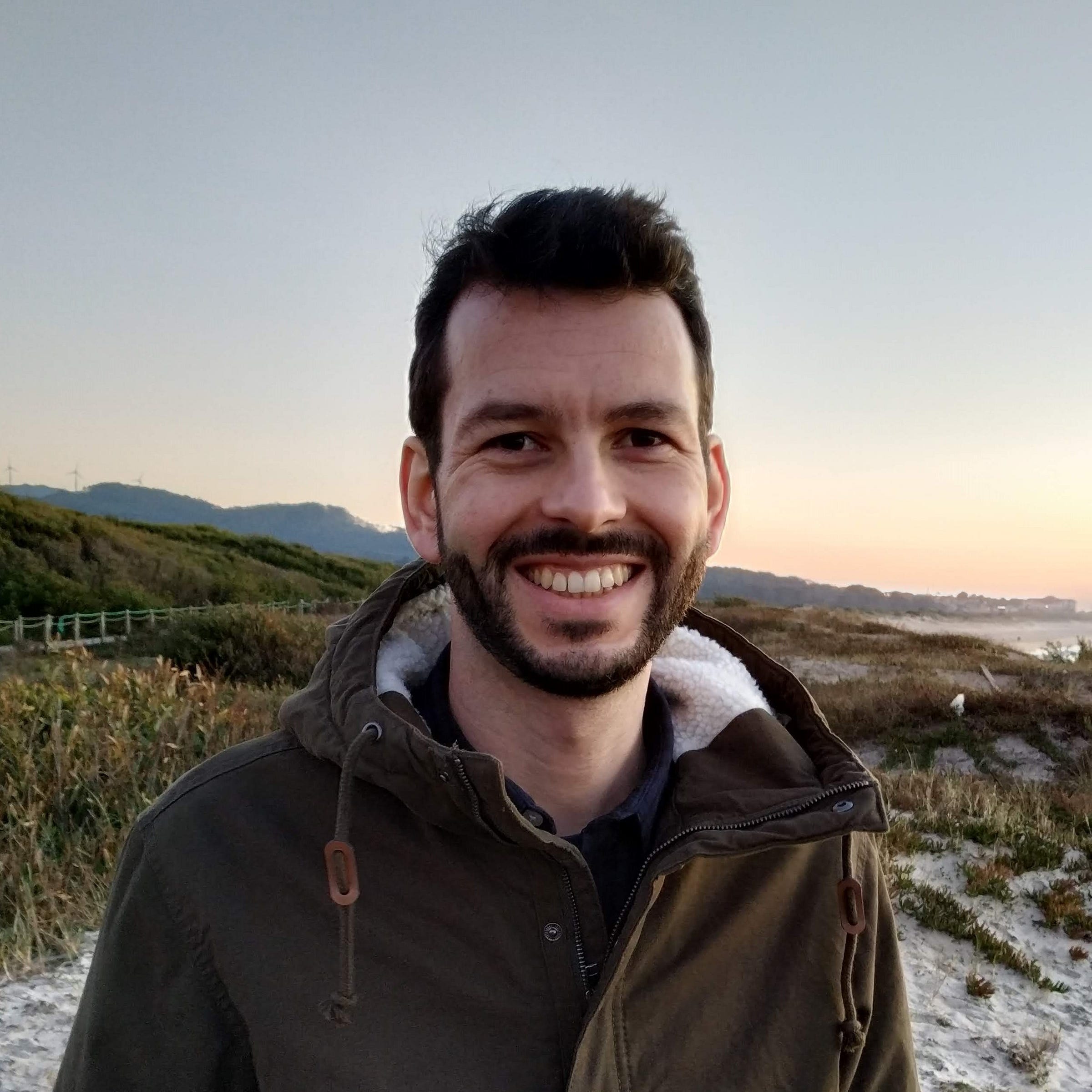 Miguel Silva – Medium