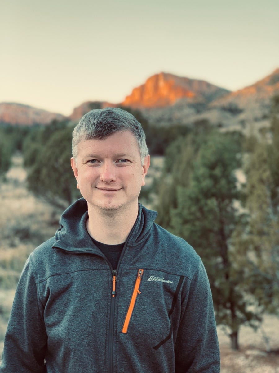 Dustin Pease – Medium