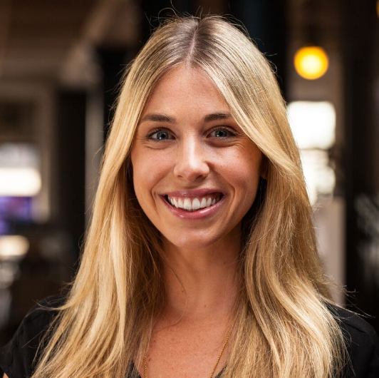Lily Mercer – Medium