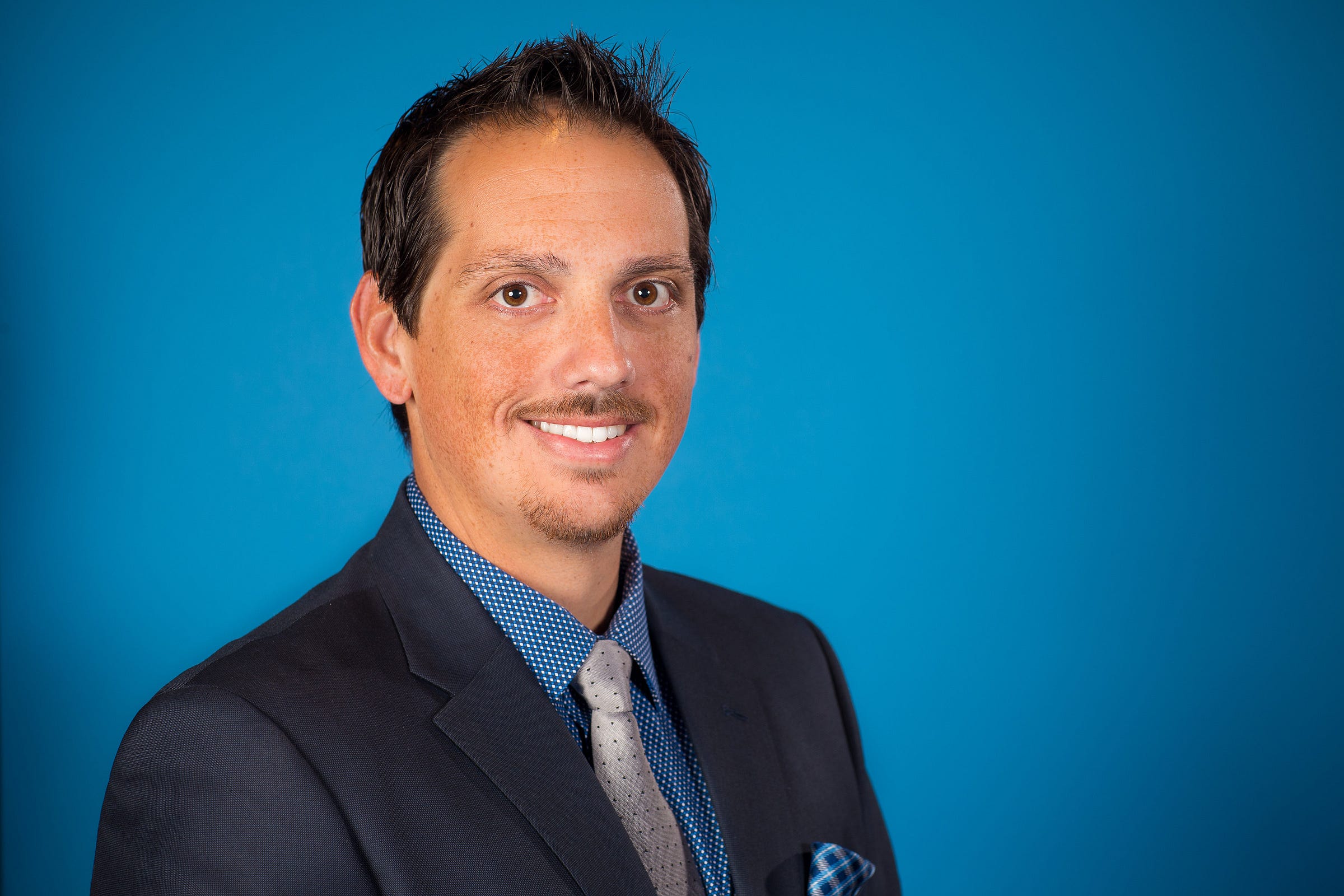 Antonio Parente – Medium