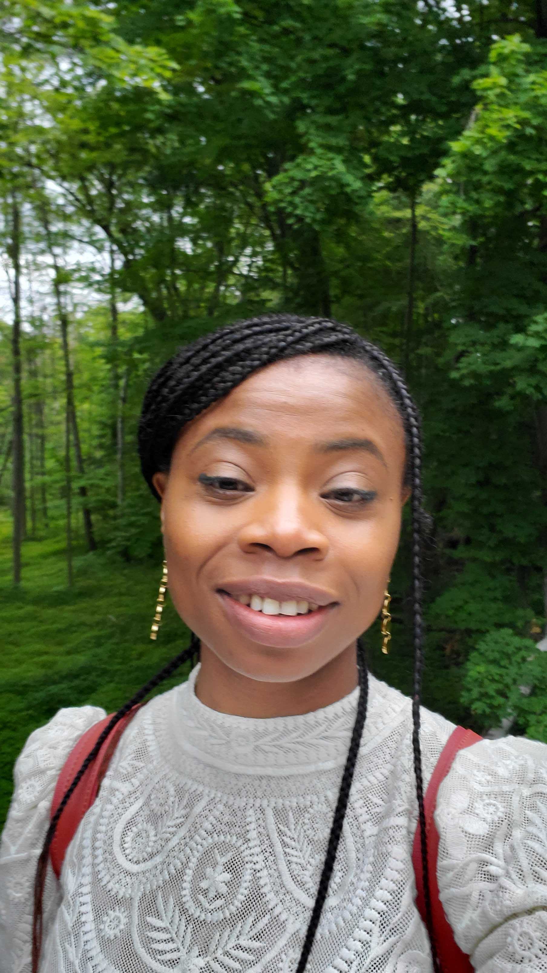 Funmi Doro – Medium