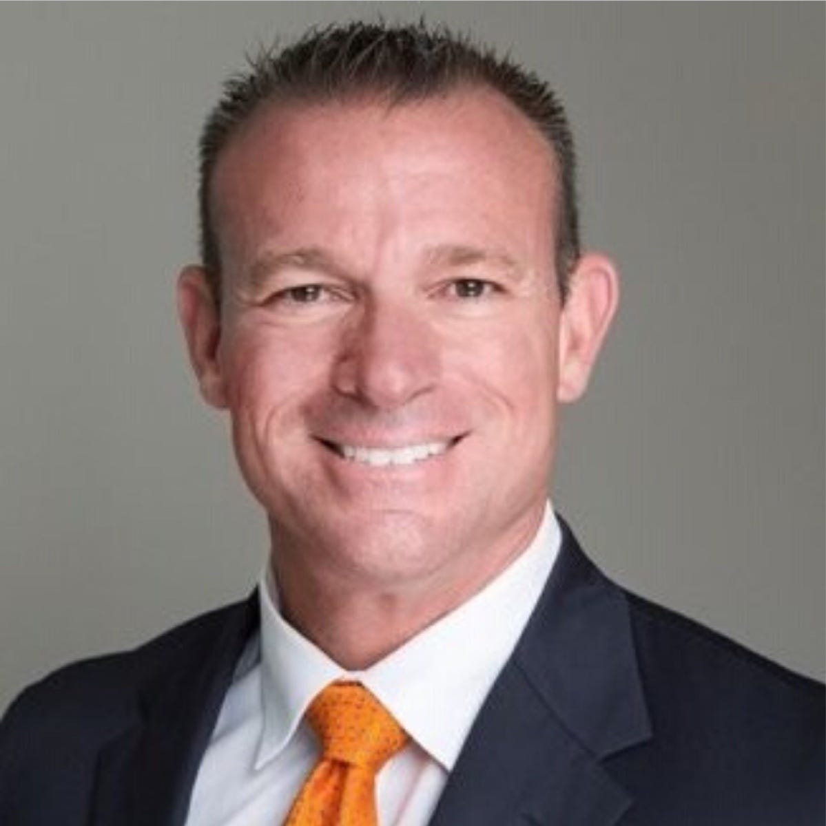 Carl Worden III – Medium