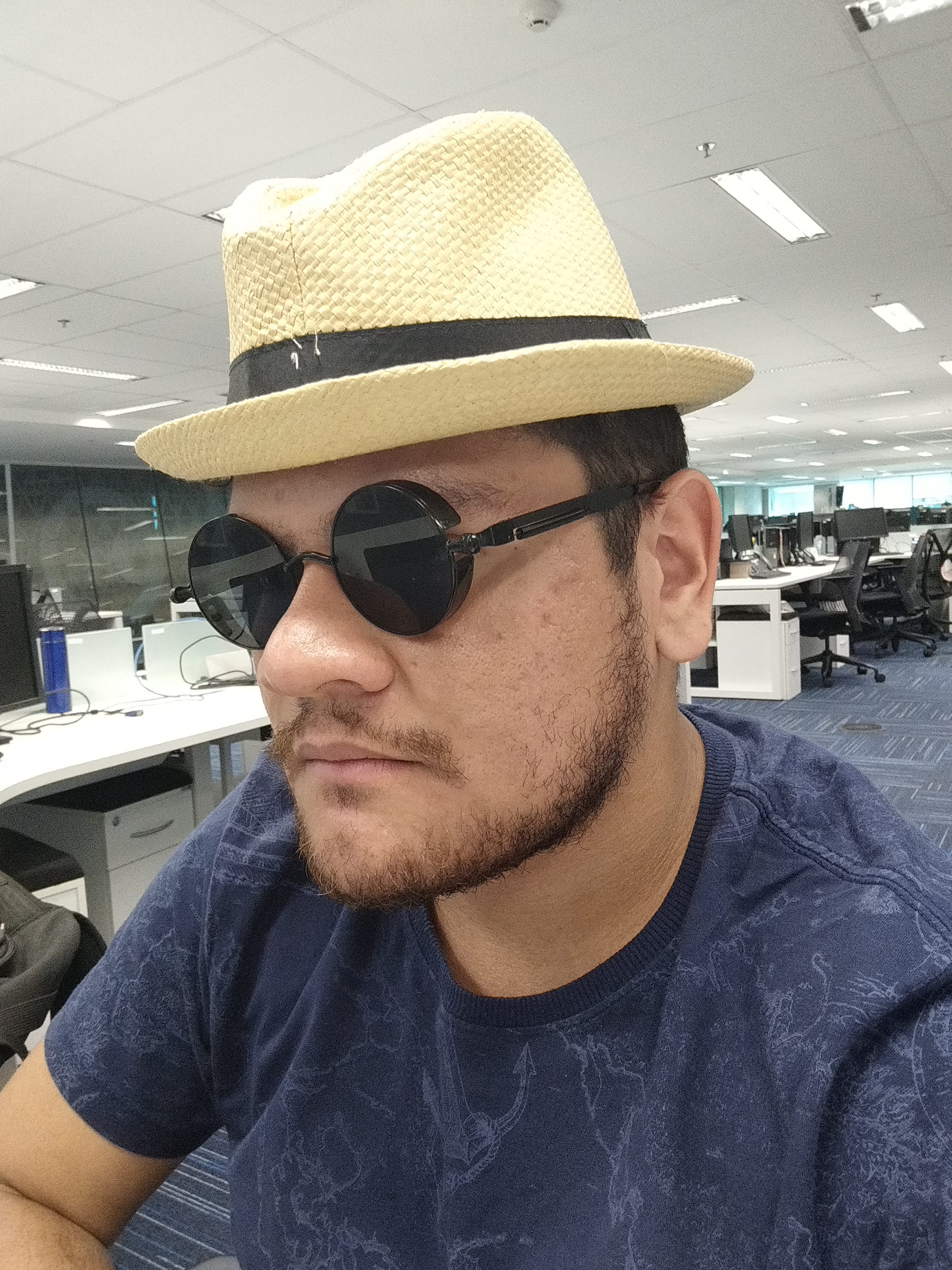 André Carlos Junior – Medium