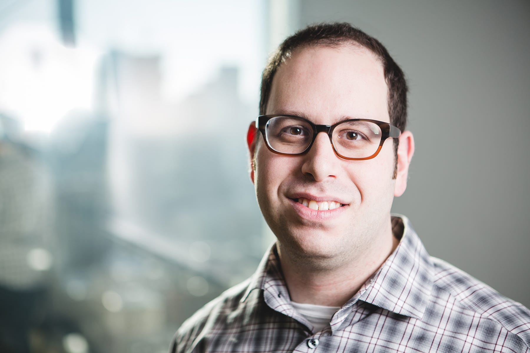 Daniel Wiseman – Medium