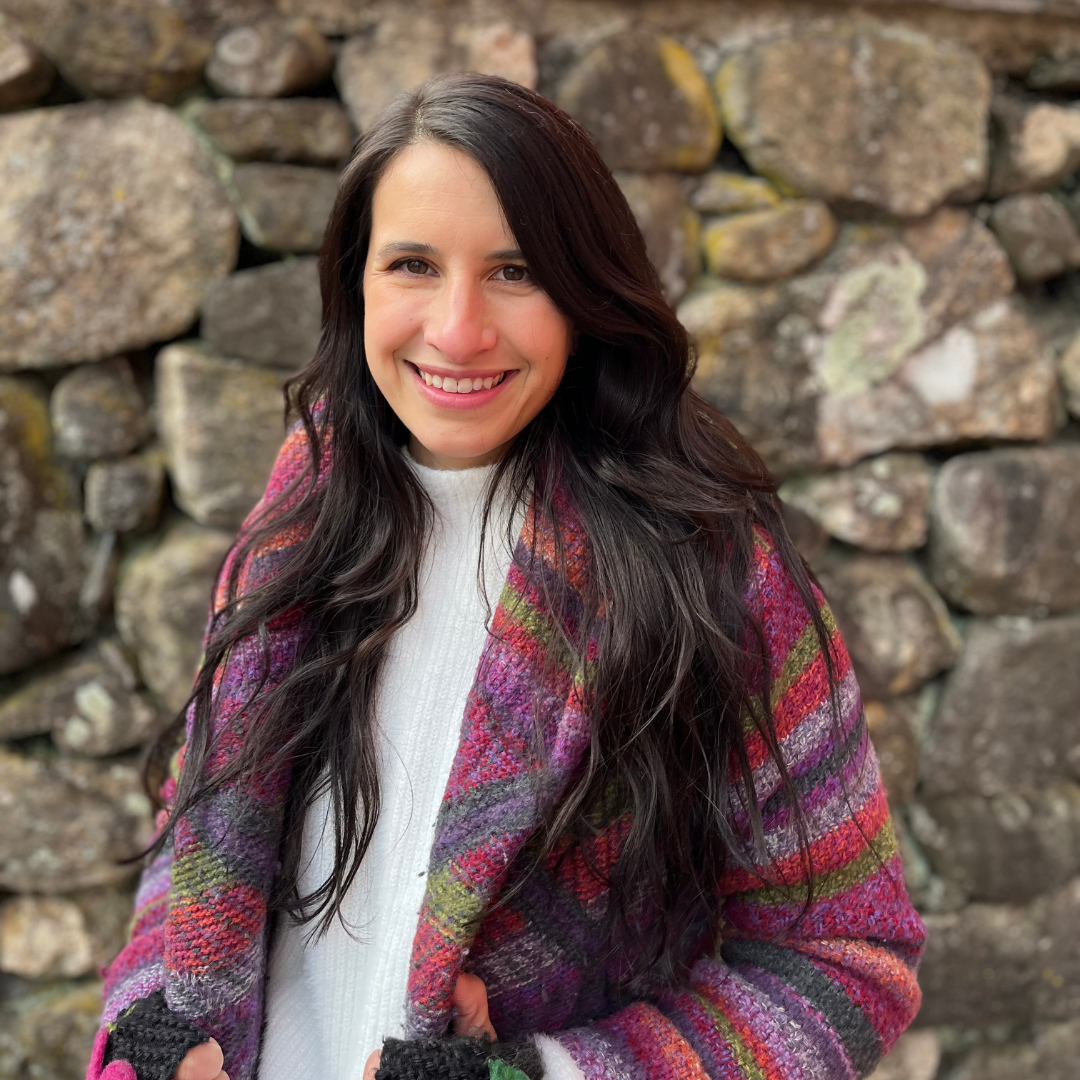 Liz Mirabelli Nye – Medium