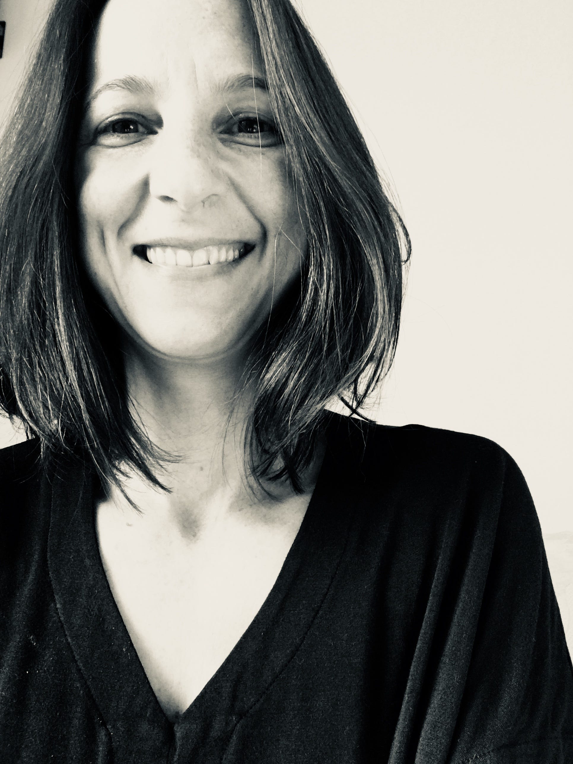 Sandra V – Medium