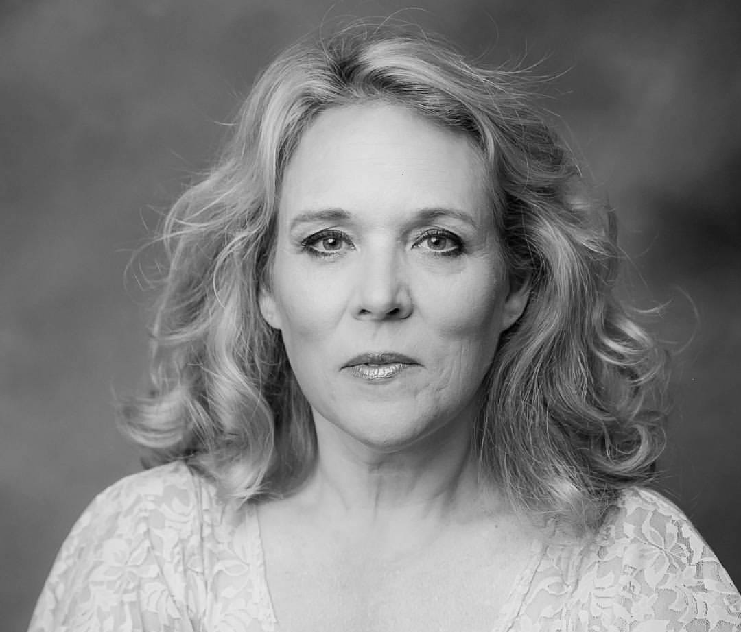 Jennifer Dye – Medium