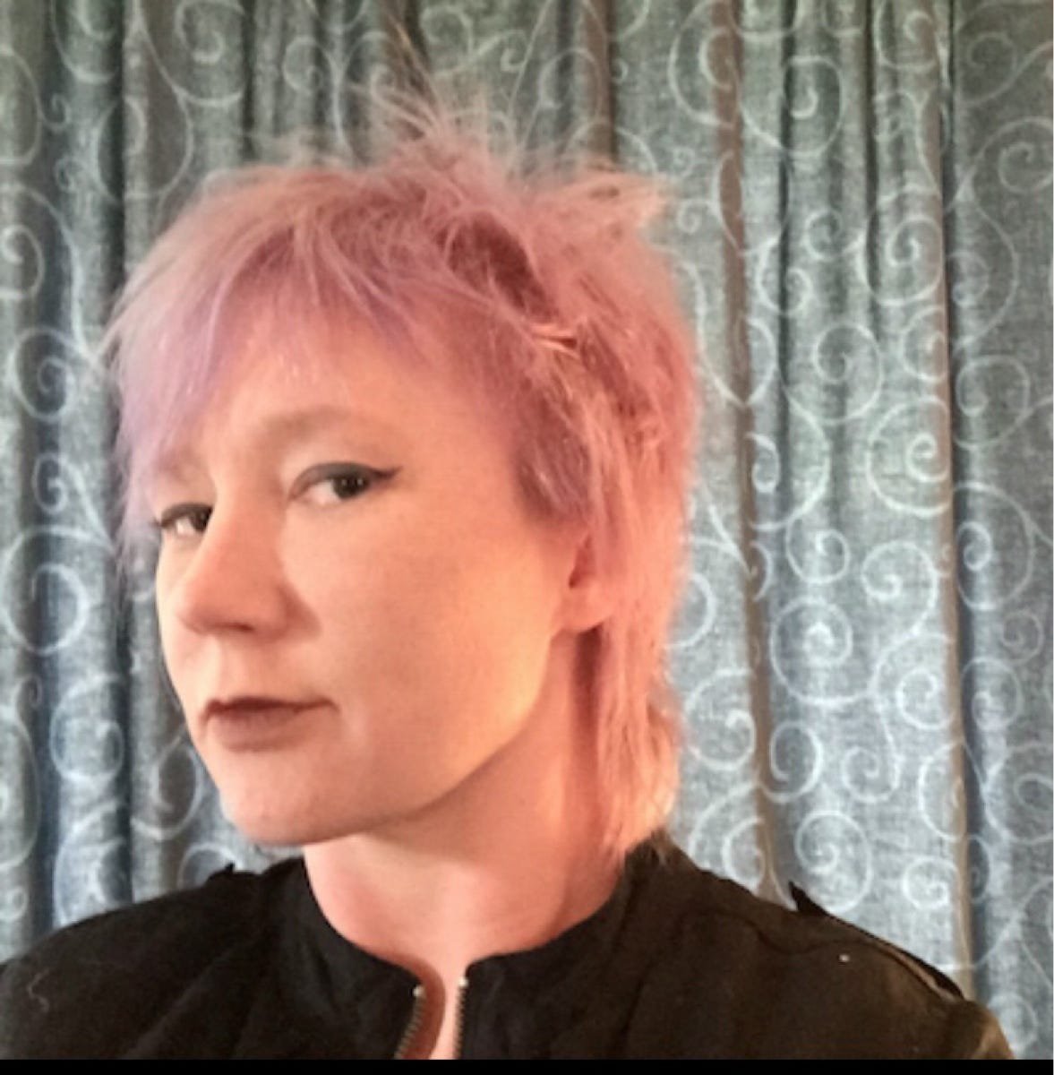 About Kathryn Medium about-kathryn-medium