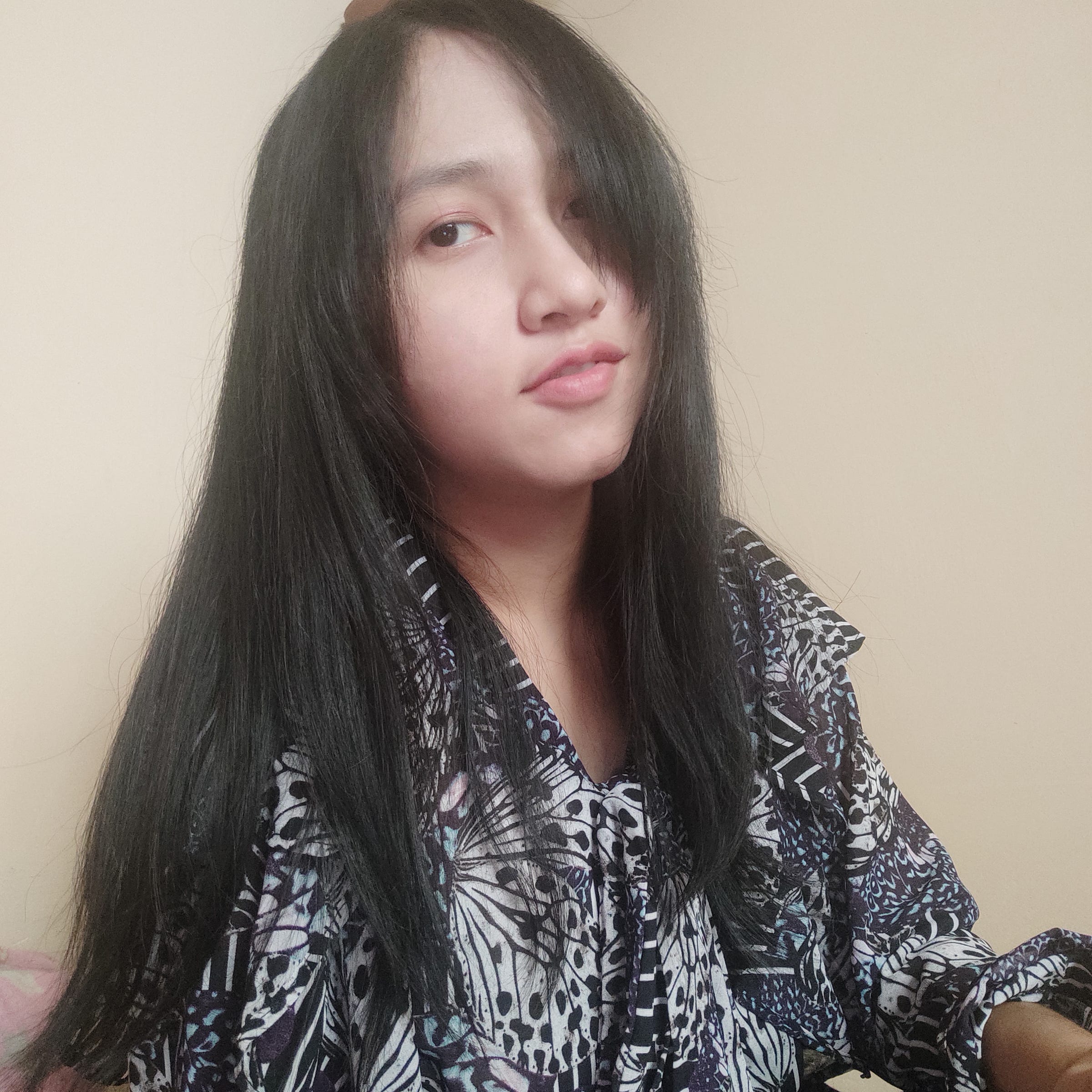 About – Khaing Su Thiri – Medium