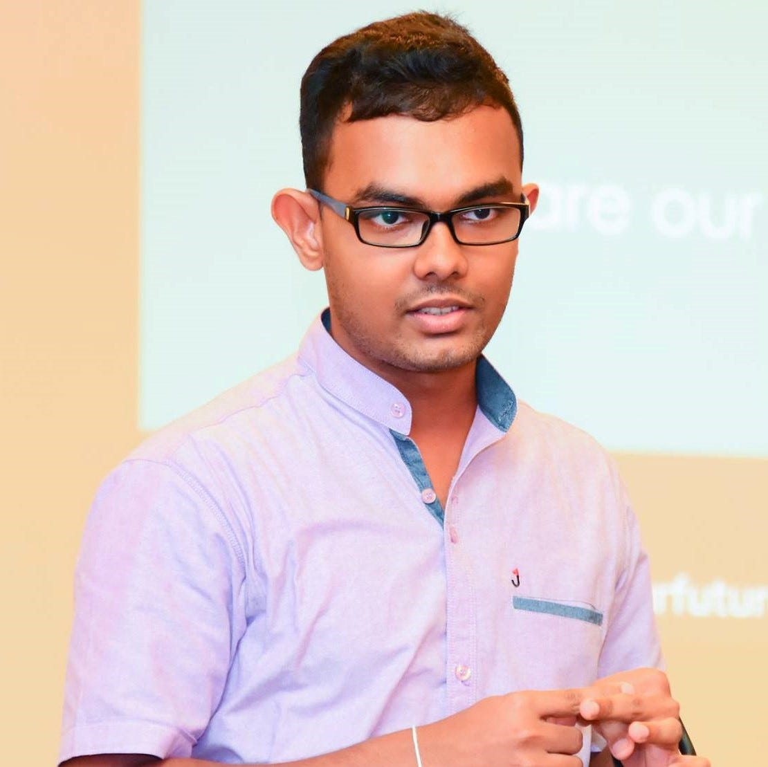 People followed by Raveen Savinda Rathnayake