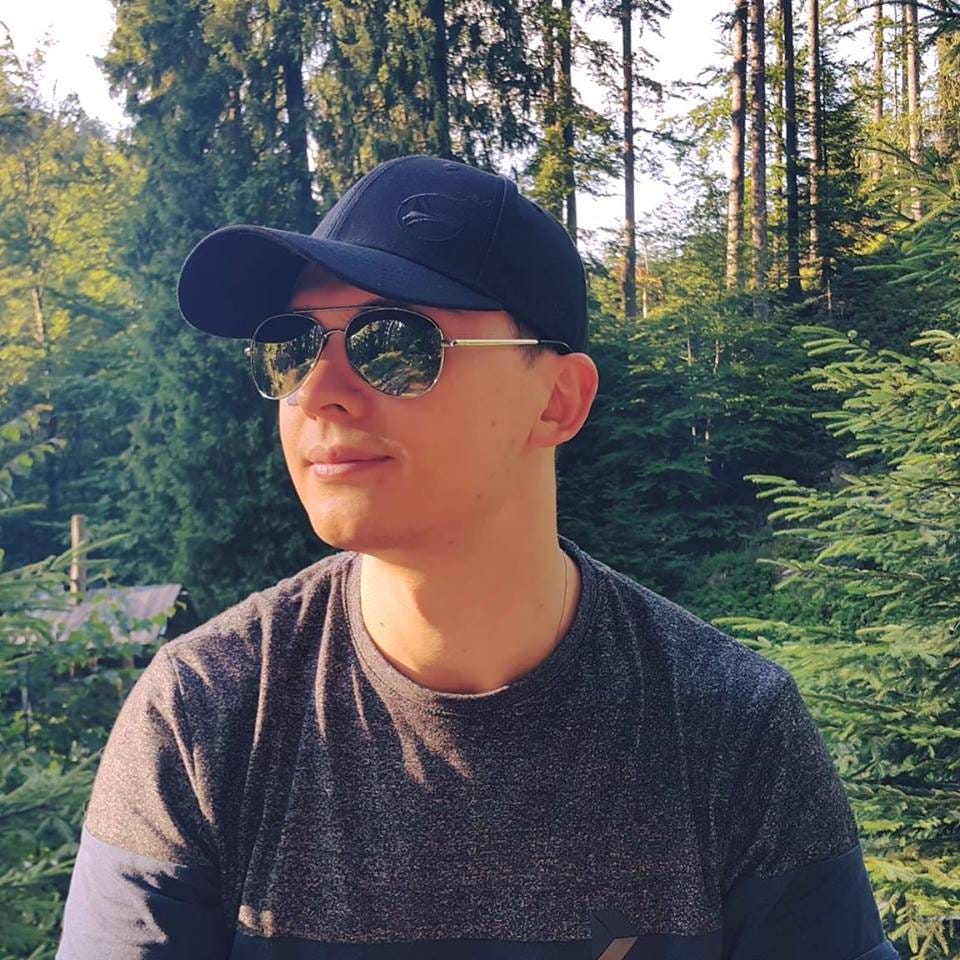 Michael Jankowski – Medium