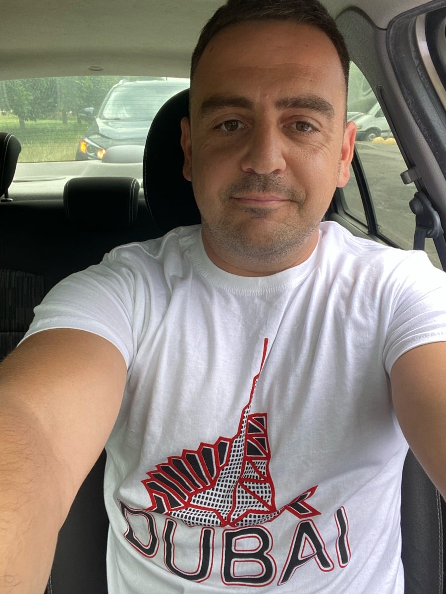 Konstiantyn Dobosh – Medium