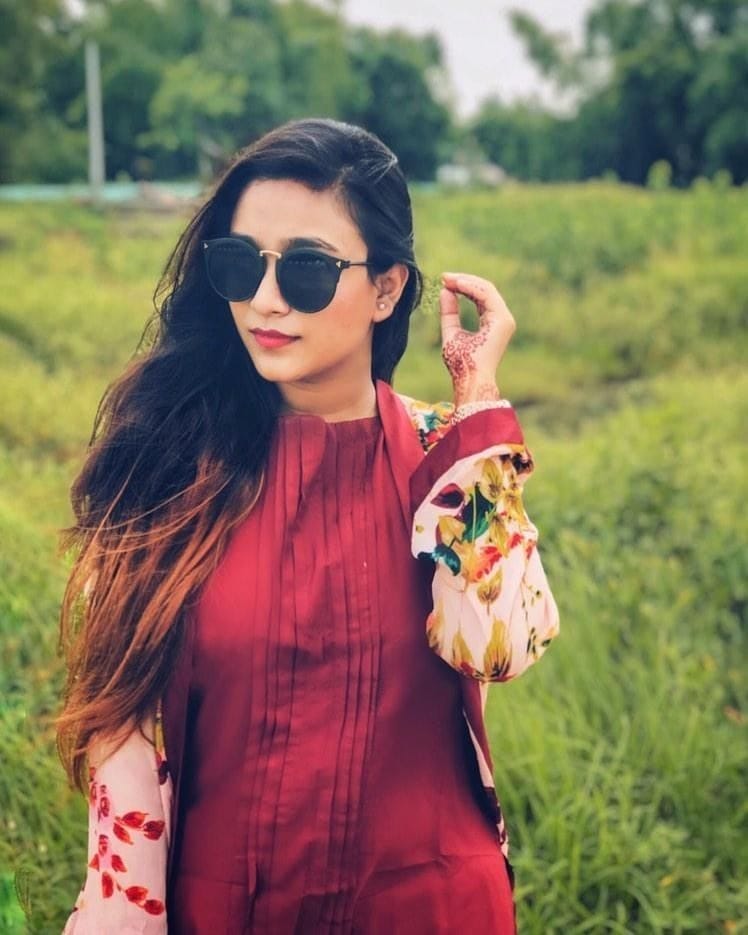 Onima Oishi – Medium