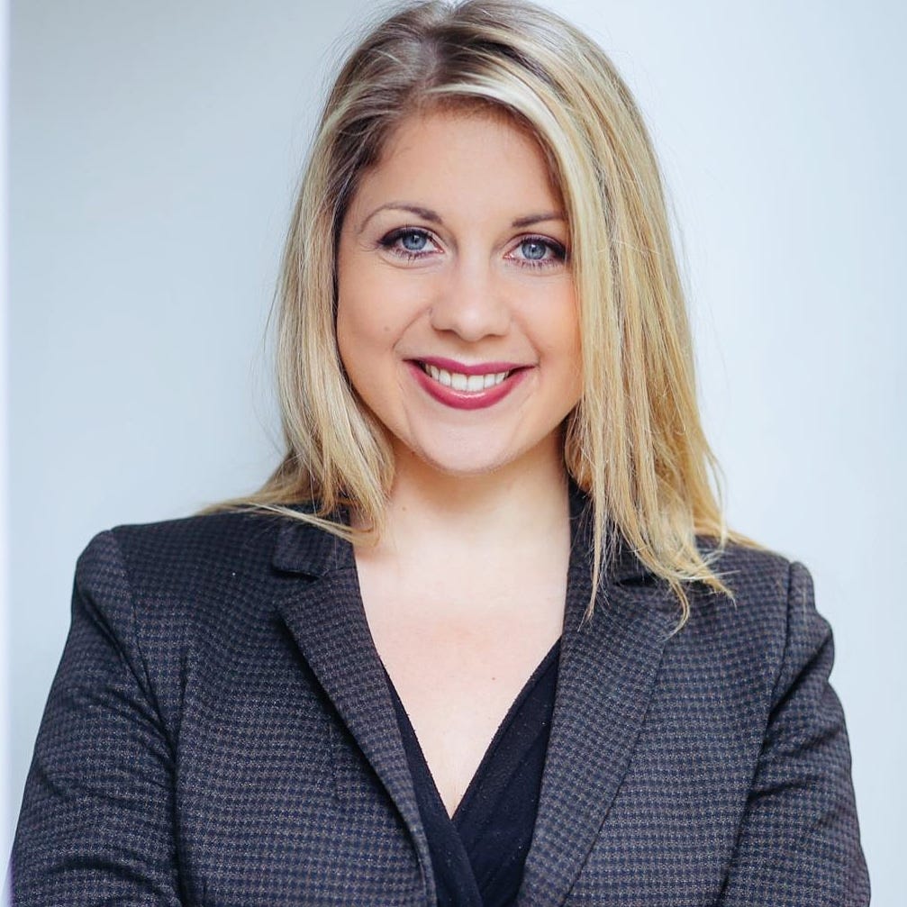 Natalie Furness – Medium