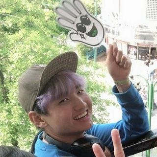 People following Sungmin Han