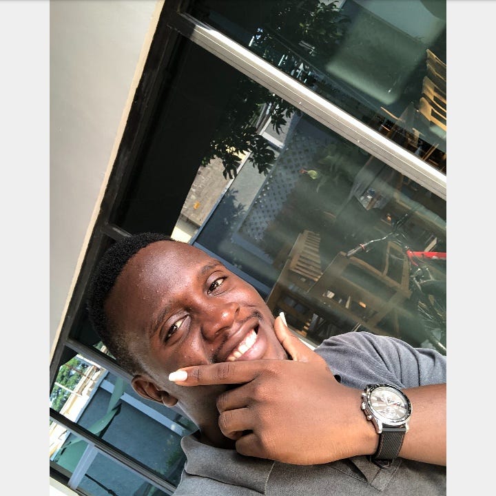 Iyanu Adelekan – Medium