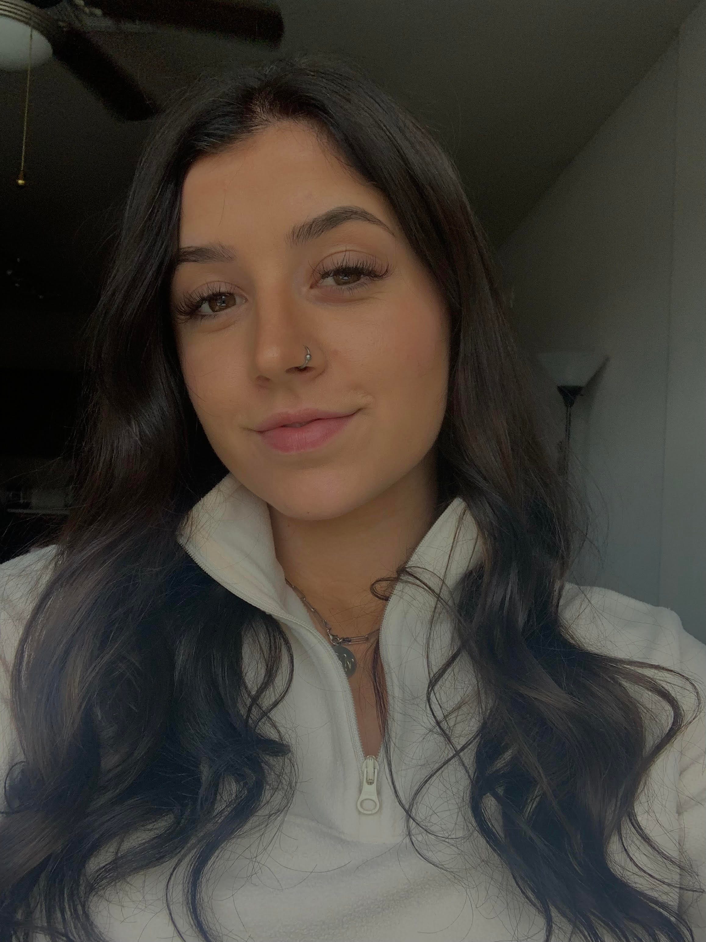 Mickaela Koetz – Medium