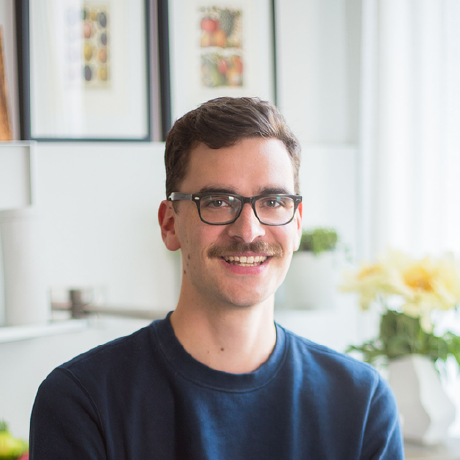 Justus Kandzi – Medium