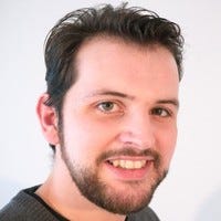 Nino van Hooff – Medium