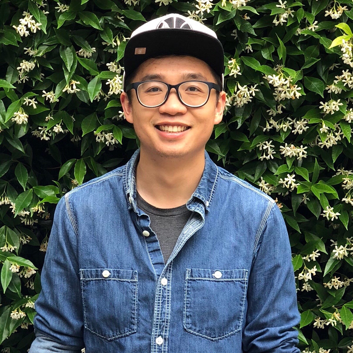 Daniel Lau – Medium
