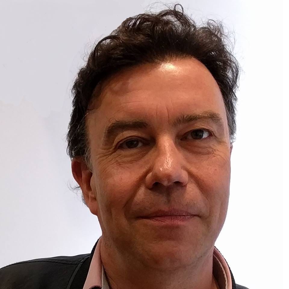 Mark Piggott – Medium