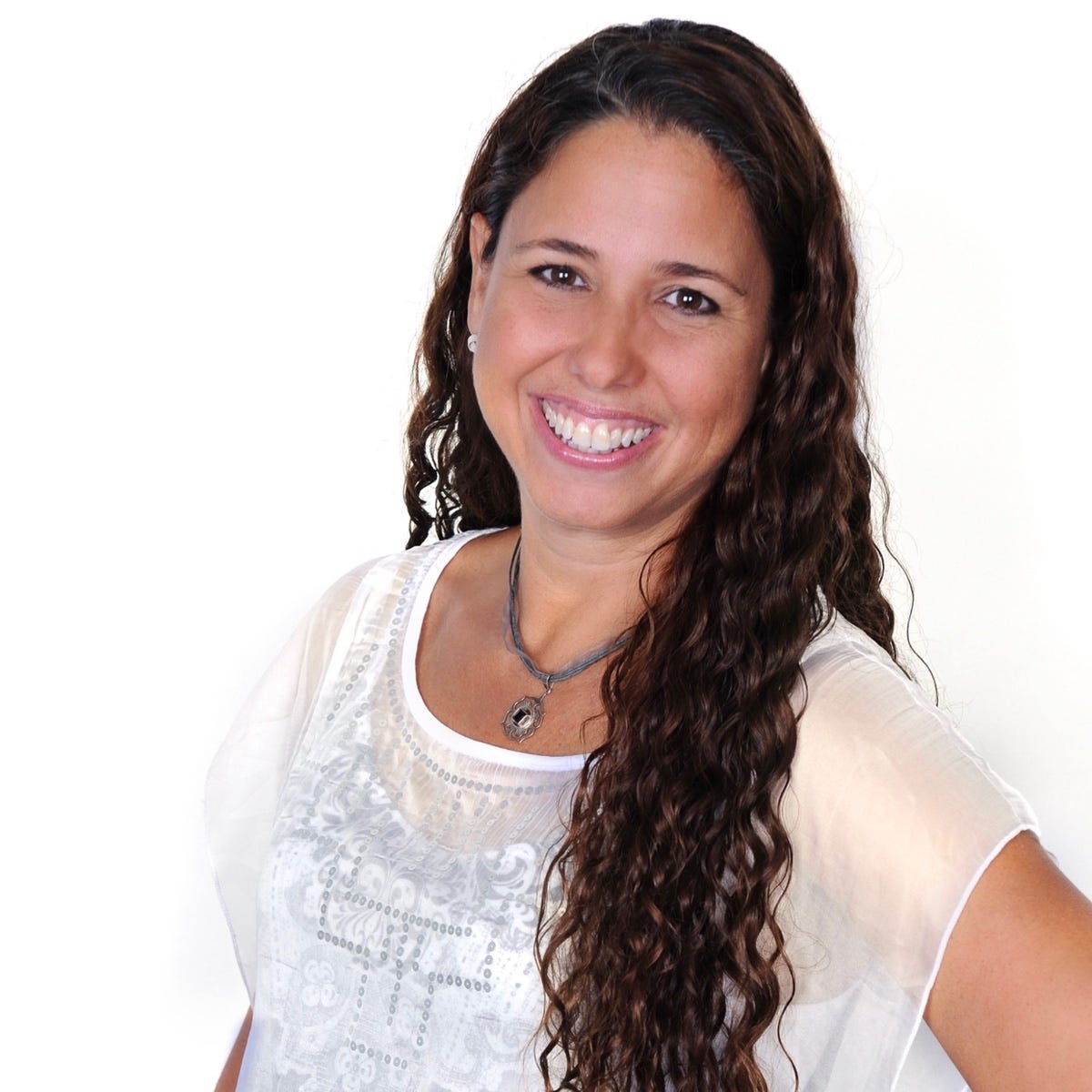 Cynthia Castillo – Medium