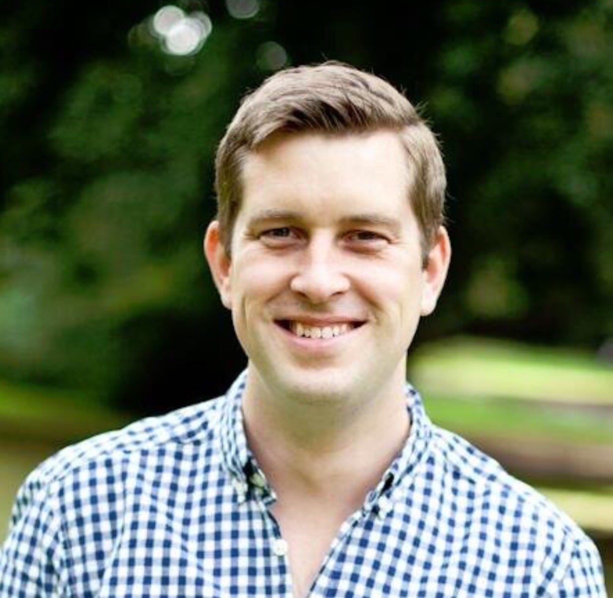 Chris Himsworth – Medium