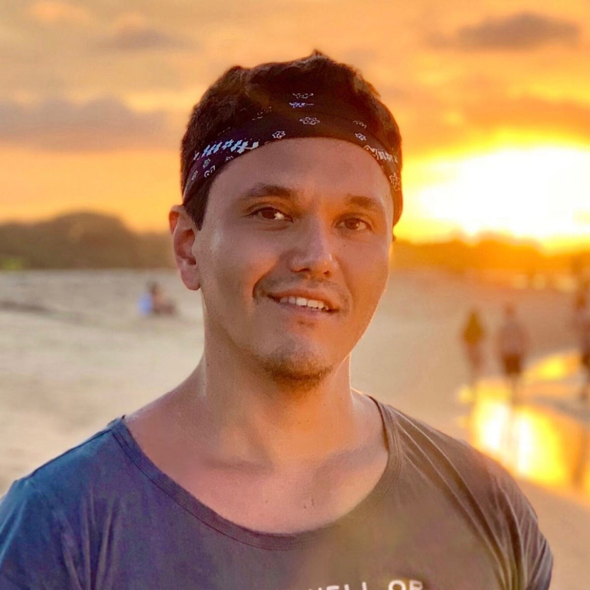 Marcio Ramos – Medium