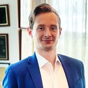 Joseph Ciaccio – Medium
