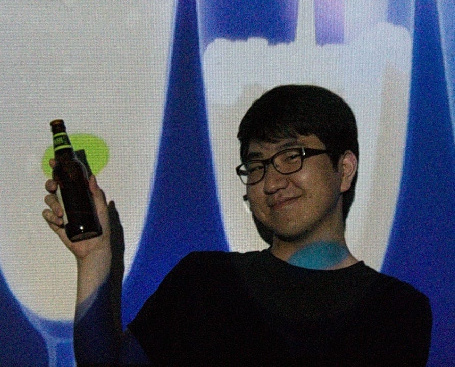 Jay Shin – Medium