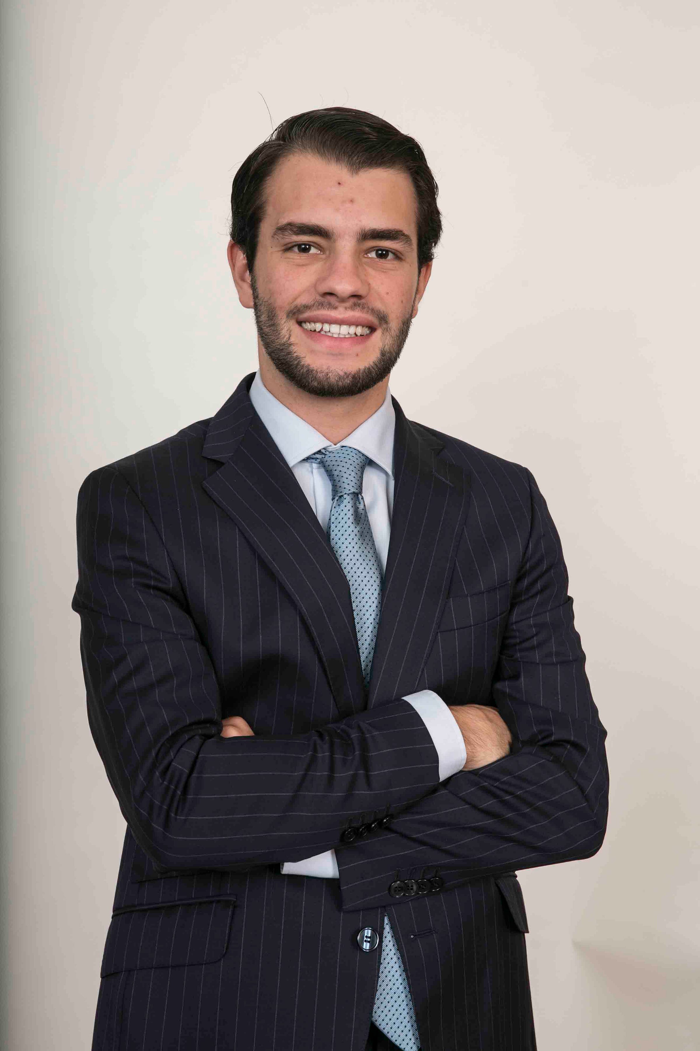 People following Manuel Duarte Neves Gonçalves