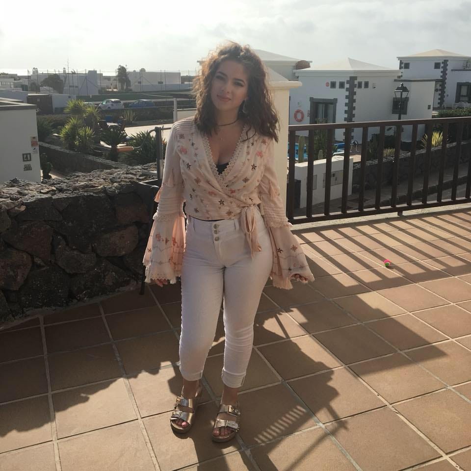 Jeyda-Grace Omer – Medium