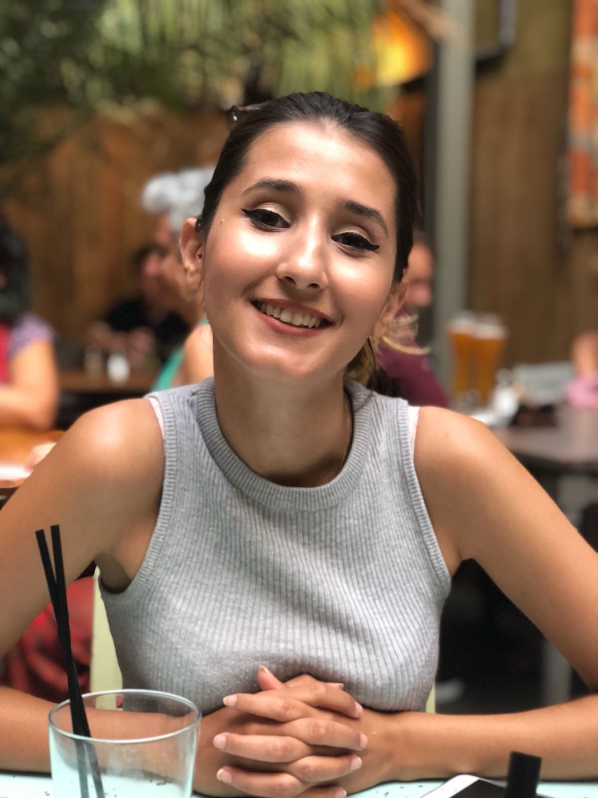 Ezel Zeynep Balikci – Medium