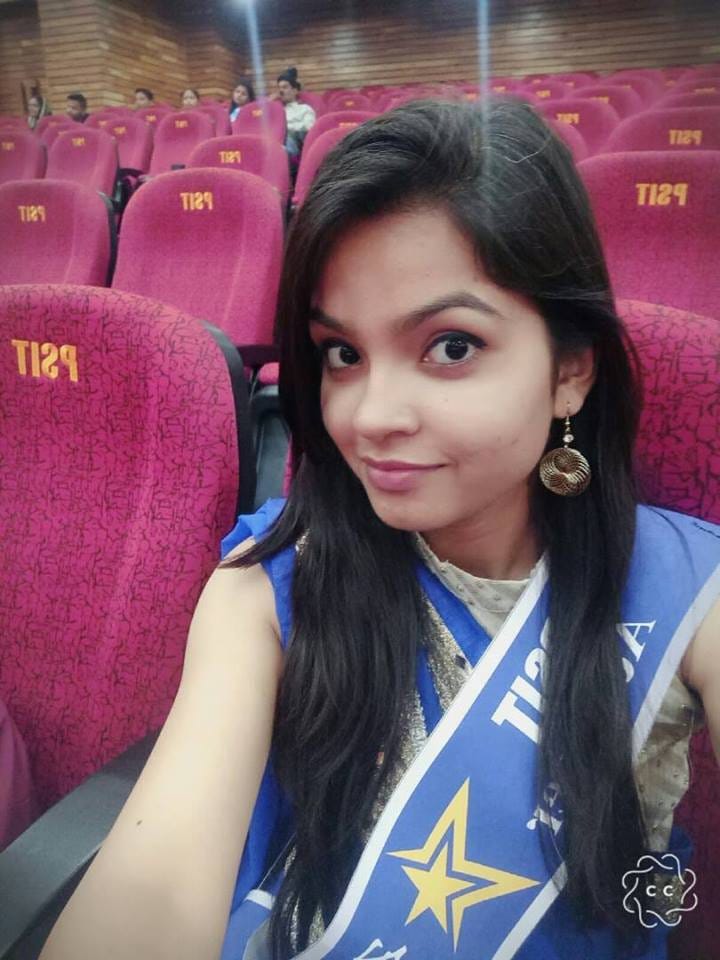 AYUSHI SHARMA – Medium