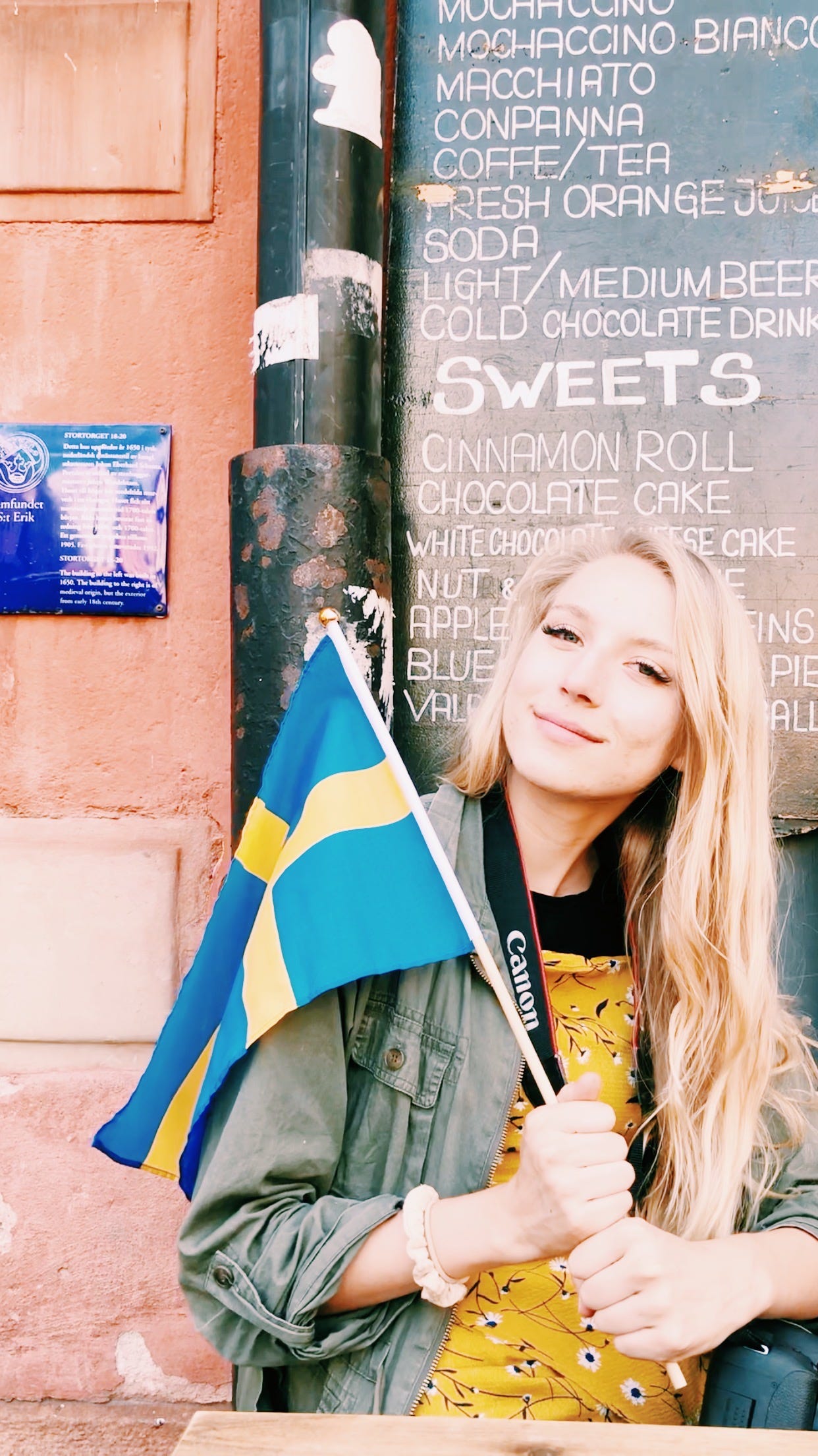 Jessica Ames – Medium