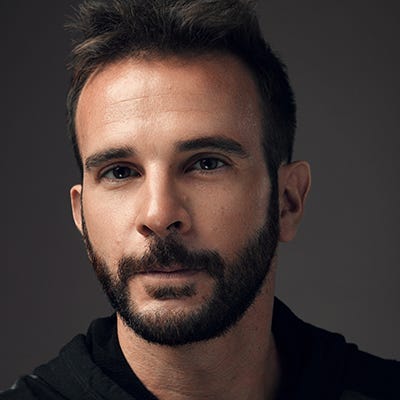 People following Julien Hautemaniere