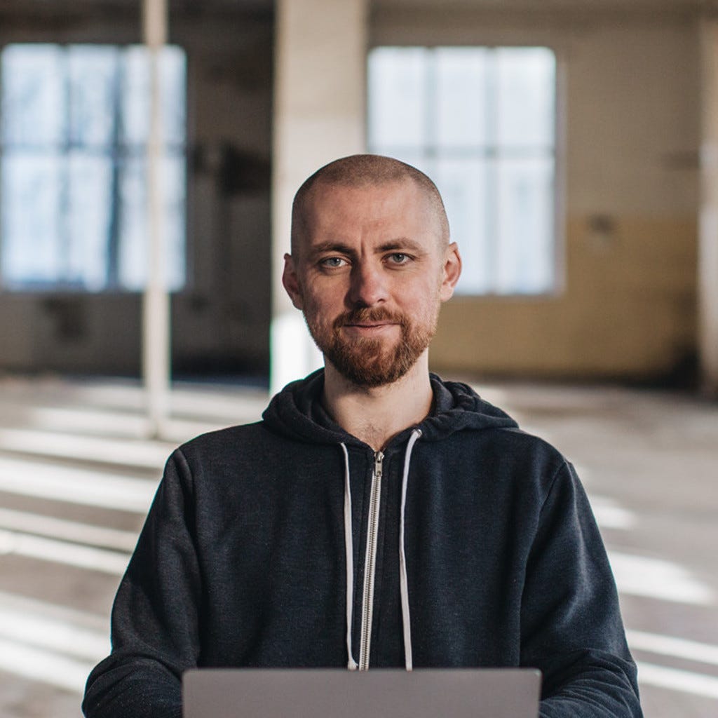 Rihards Grāvis – Medium