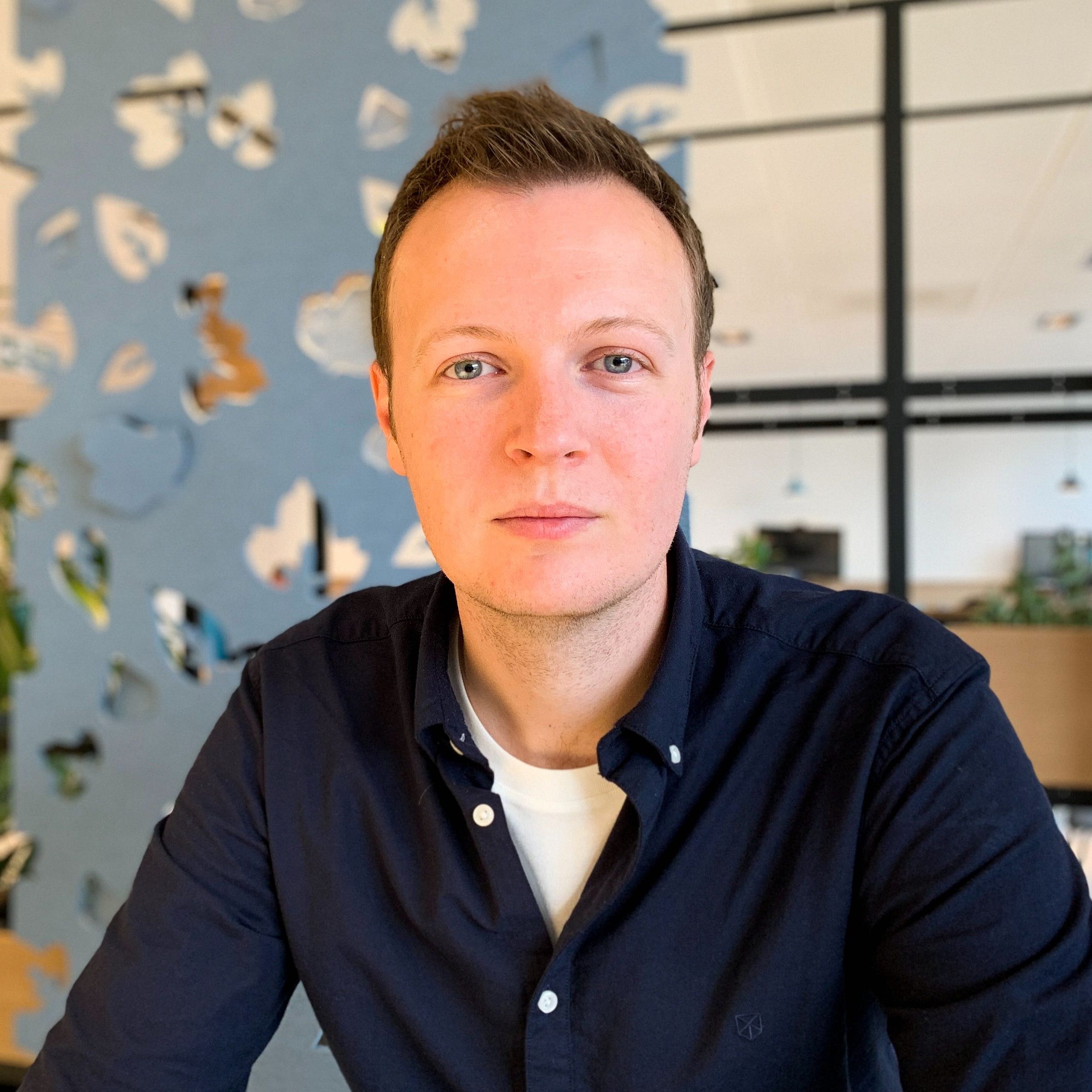Gareth Clubb – Medium