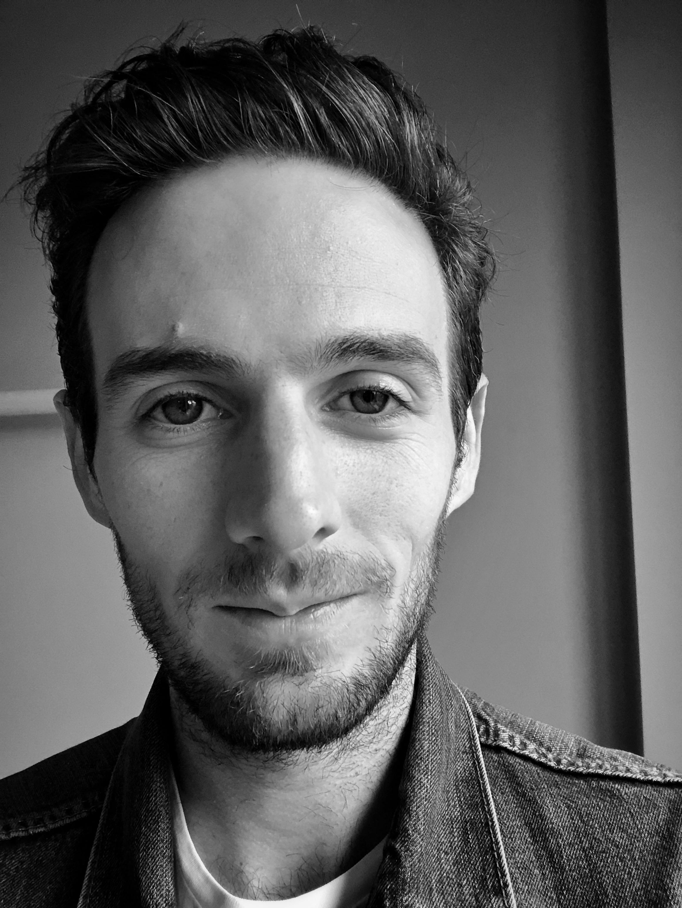Michael Mori – Medium