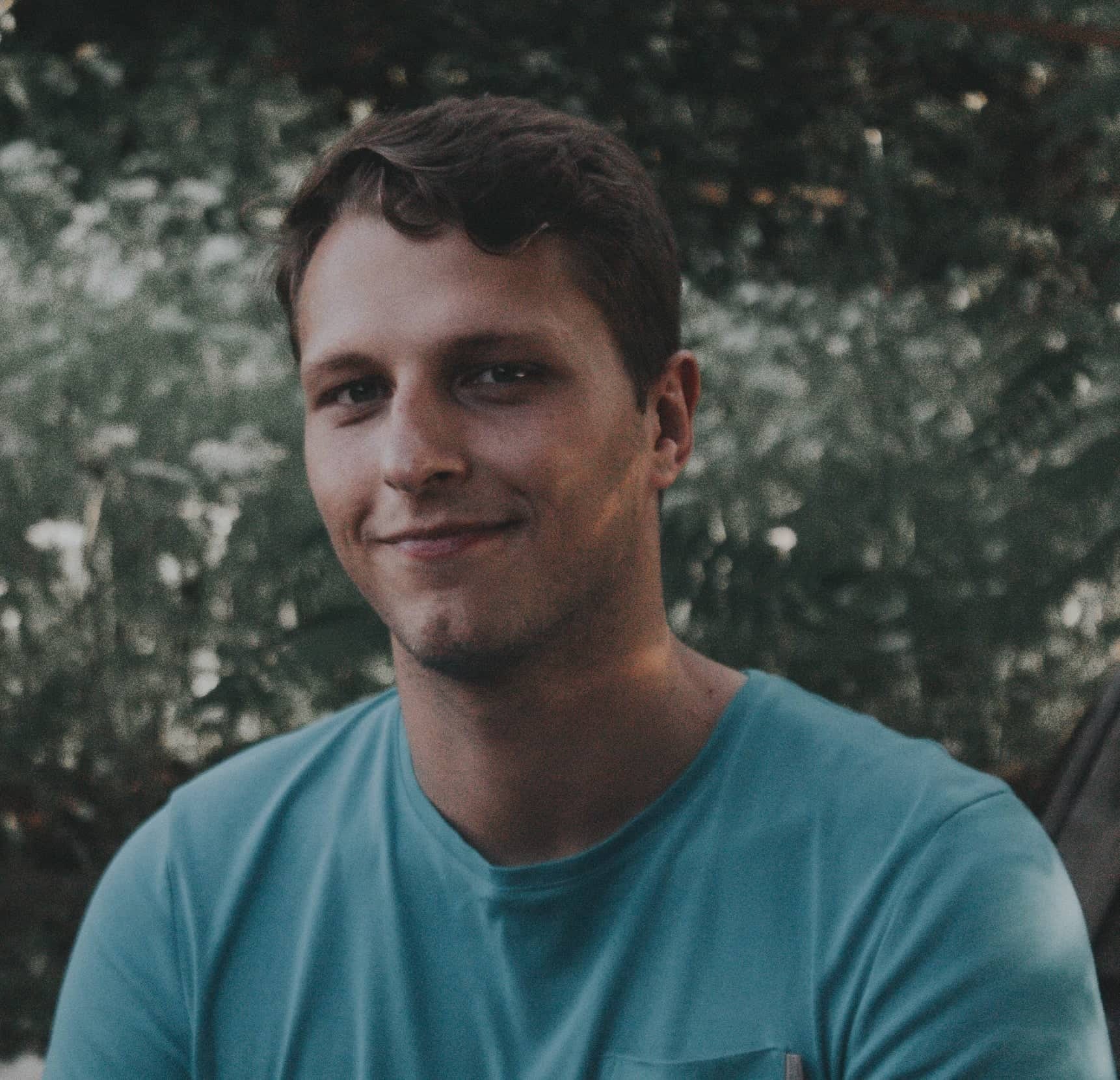 Emir Karamujić – Medium