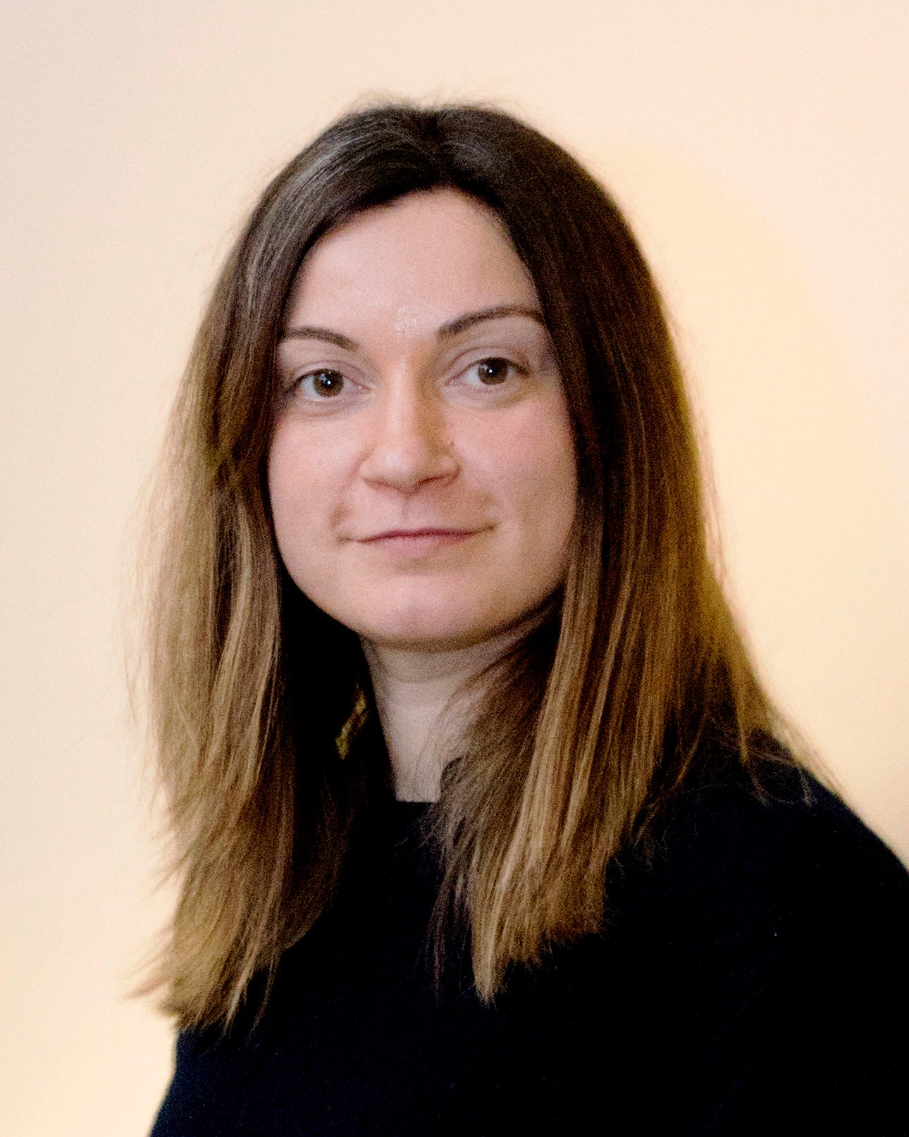 Simona Ciocoiu – Medium