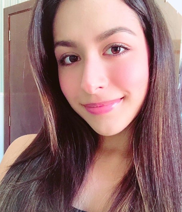 Alexandra Palma – Medium