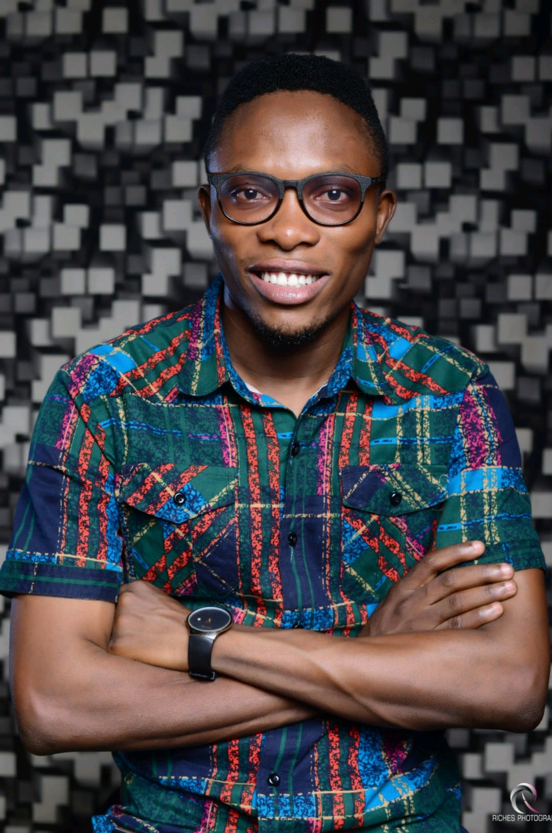 Francis Obasi – Medium