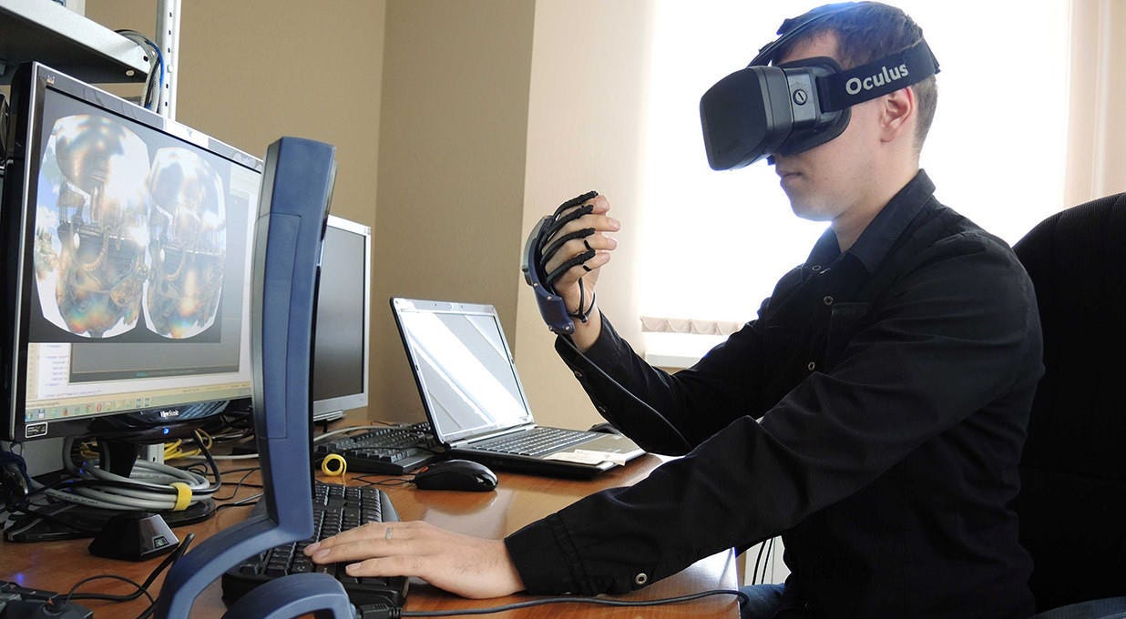 How VR is changing the world of Recruiting? - CBREX Blog - Medium